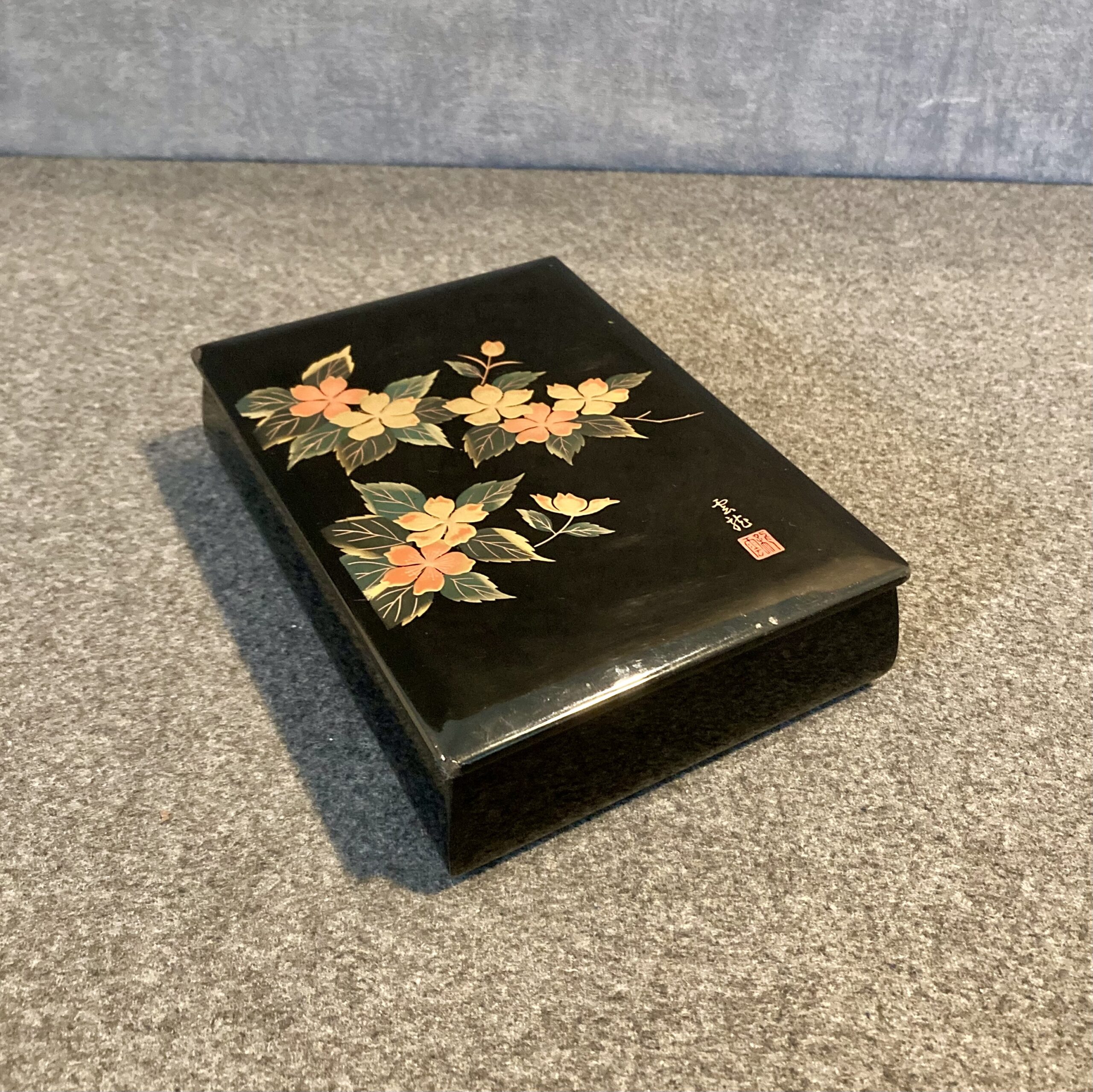 'Aizu (会津)' lacquerware 'Hubako (文箱)' - Japanese Antique Letter Box ...